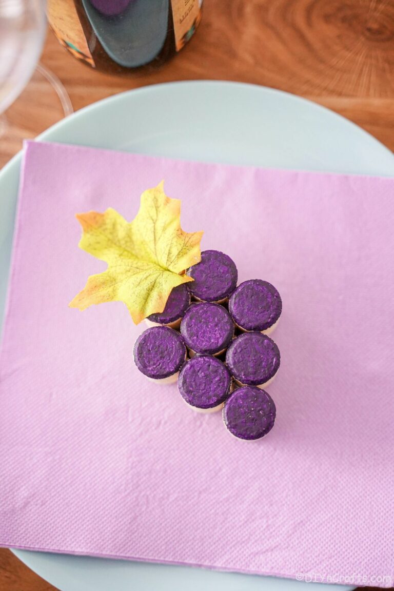 Rustic Grape Painted Wine Cork Decor - DIY & Crafts